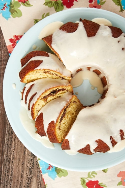 Cinnamon Breakfast Cake - Bake or Break
