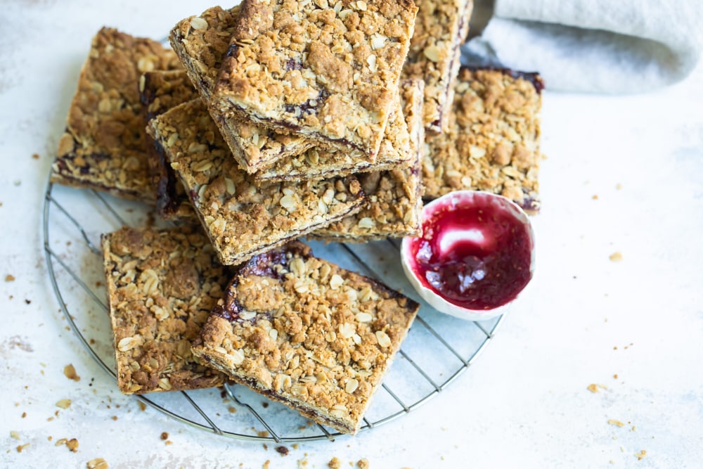 Easy Raspberry Bars | Bake or Break