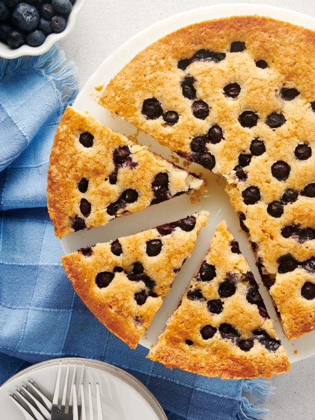 Blueberry Breakfast Cake - Bake or Break
