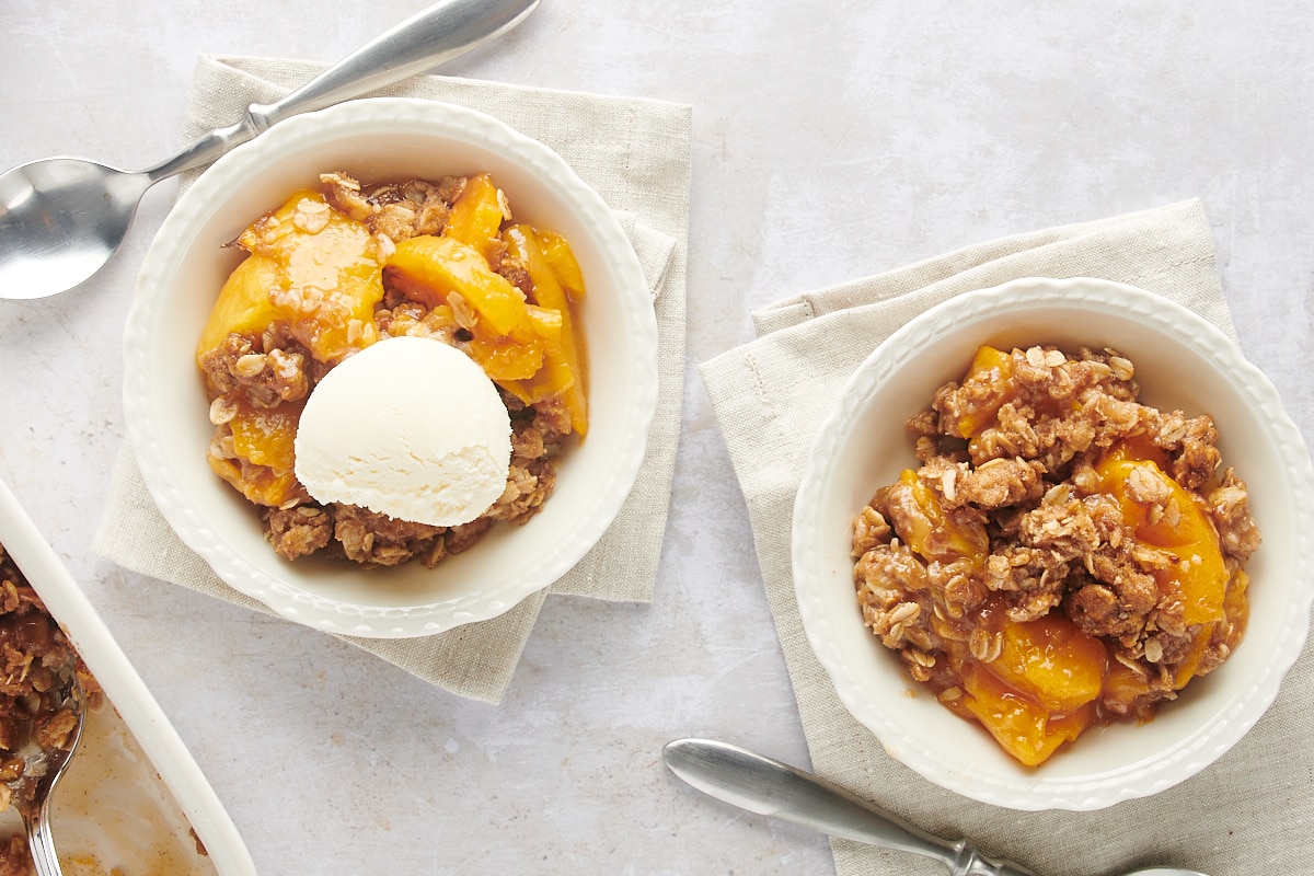 Easy Peach Crisp with Oat Topping
