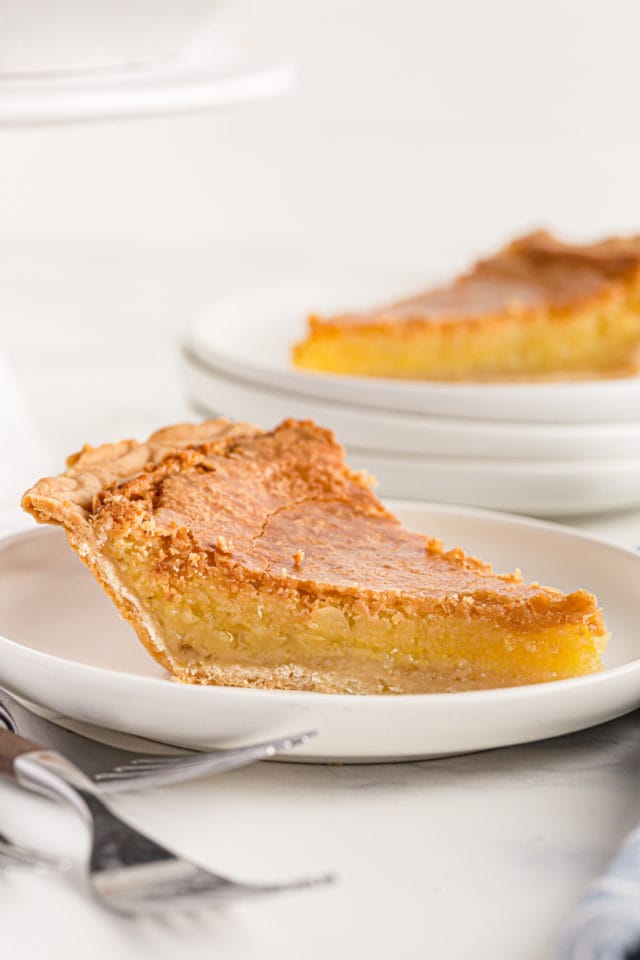 Old-Fashioned Chess Pie â€“ A Sweet Southern Favorite