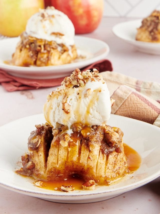 Baked Hasselback Apples - Bake or Break