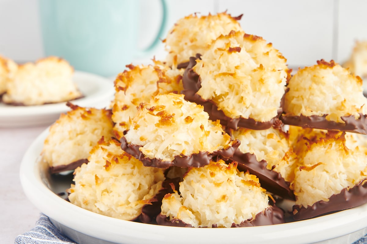 Easy Coconut Macaroons Recipe | Bake or Break