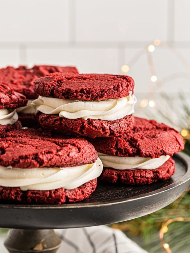 Red Velvet Cookies - Bake or Break
