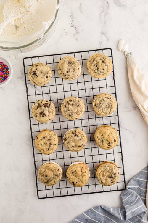 Chocolate Chip Cookie Sandwiches - Bake or Break