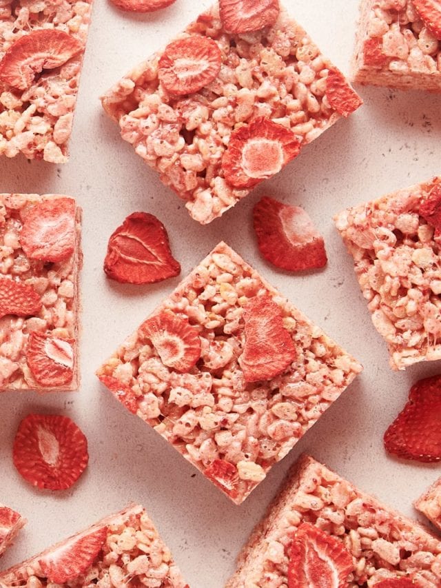 STRAWBERRY RICE CRISPY TREATS STORY - Bake or Break