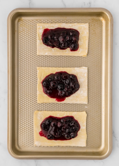 Easy Blueberry Toaster Strudel Recipe - Bake or Break