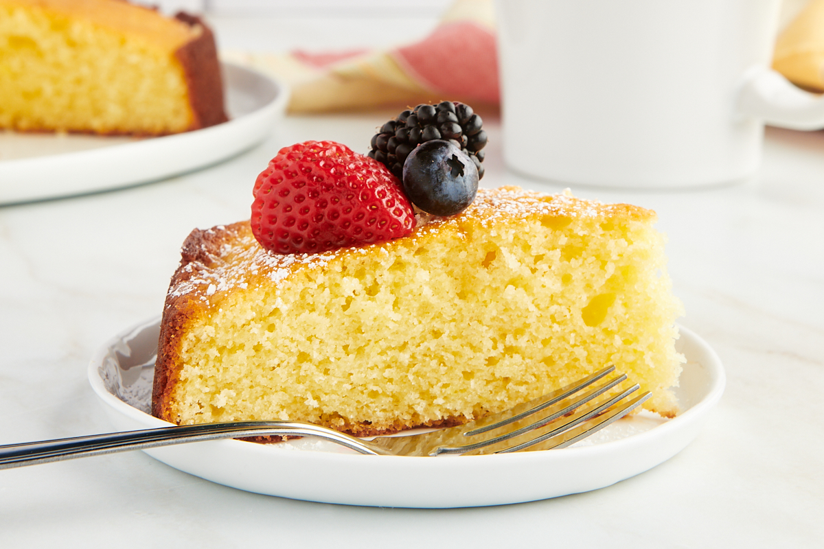 Easy and Versatile Lemon Ricotta Cake - Bake or Break