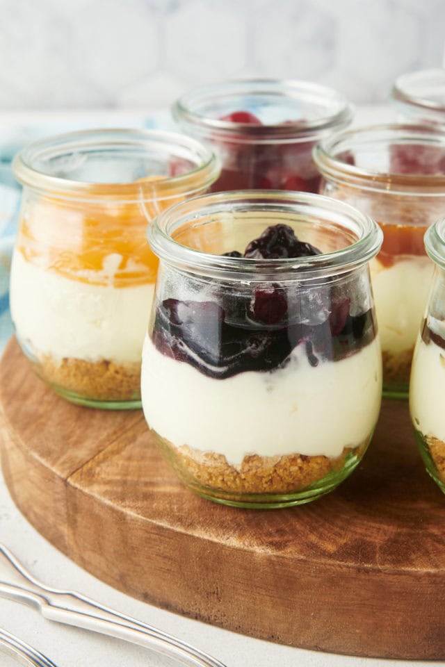 Irresistible Cheesecake Jars: Simple and Customizable - Bake or Break