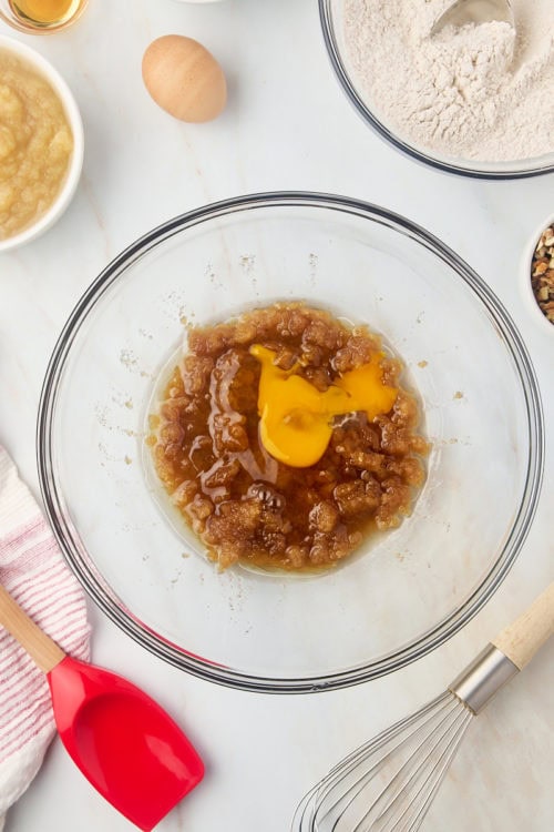 Easy and Flavorful Applesauce Cake Recipe - Bake or Break