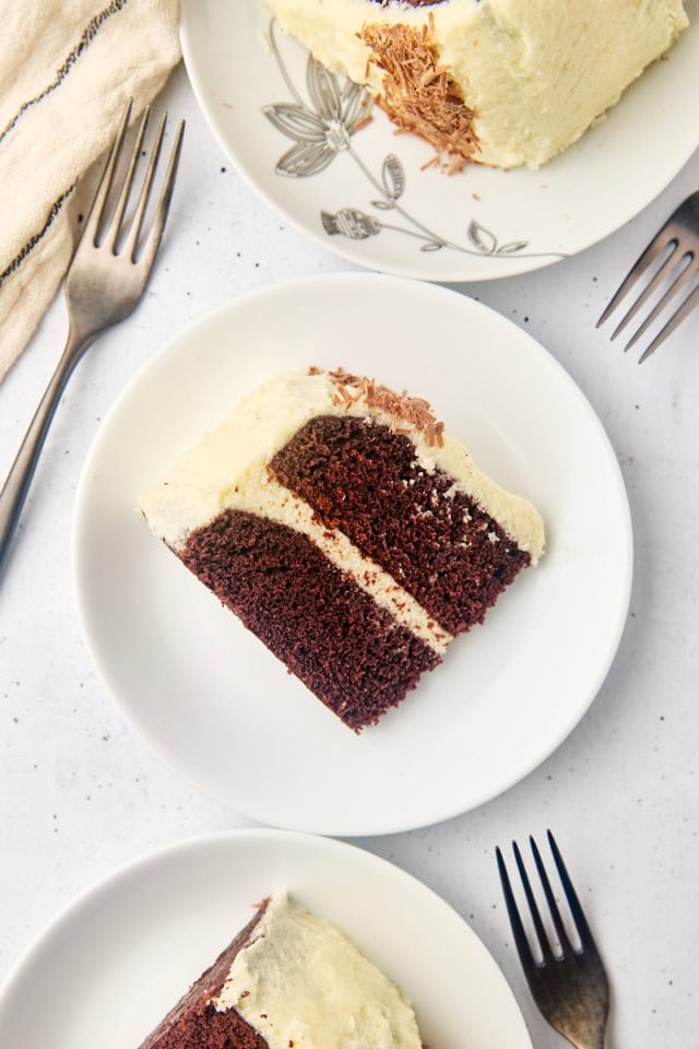 Mahogany Cake: A Classic Recipe for Chocolate Lovers - Bake or Break