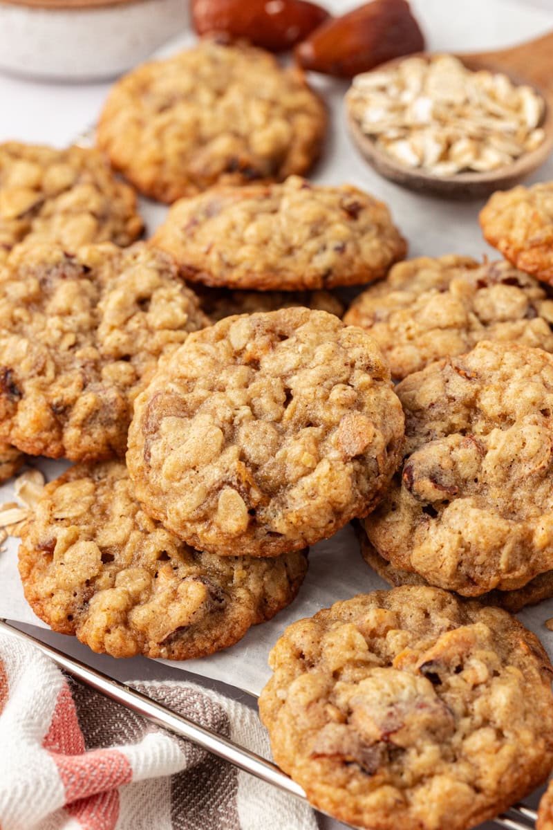 Spiced Oatmeal Cookies - Bake or Break