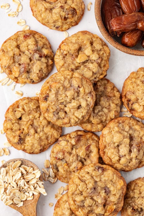 Irresistible Oatmeal Cookies - Bake or Break