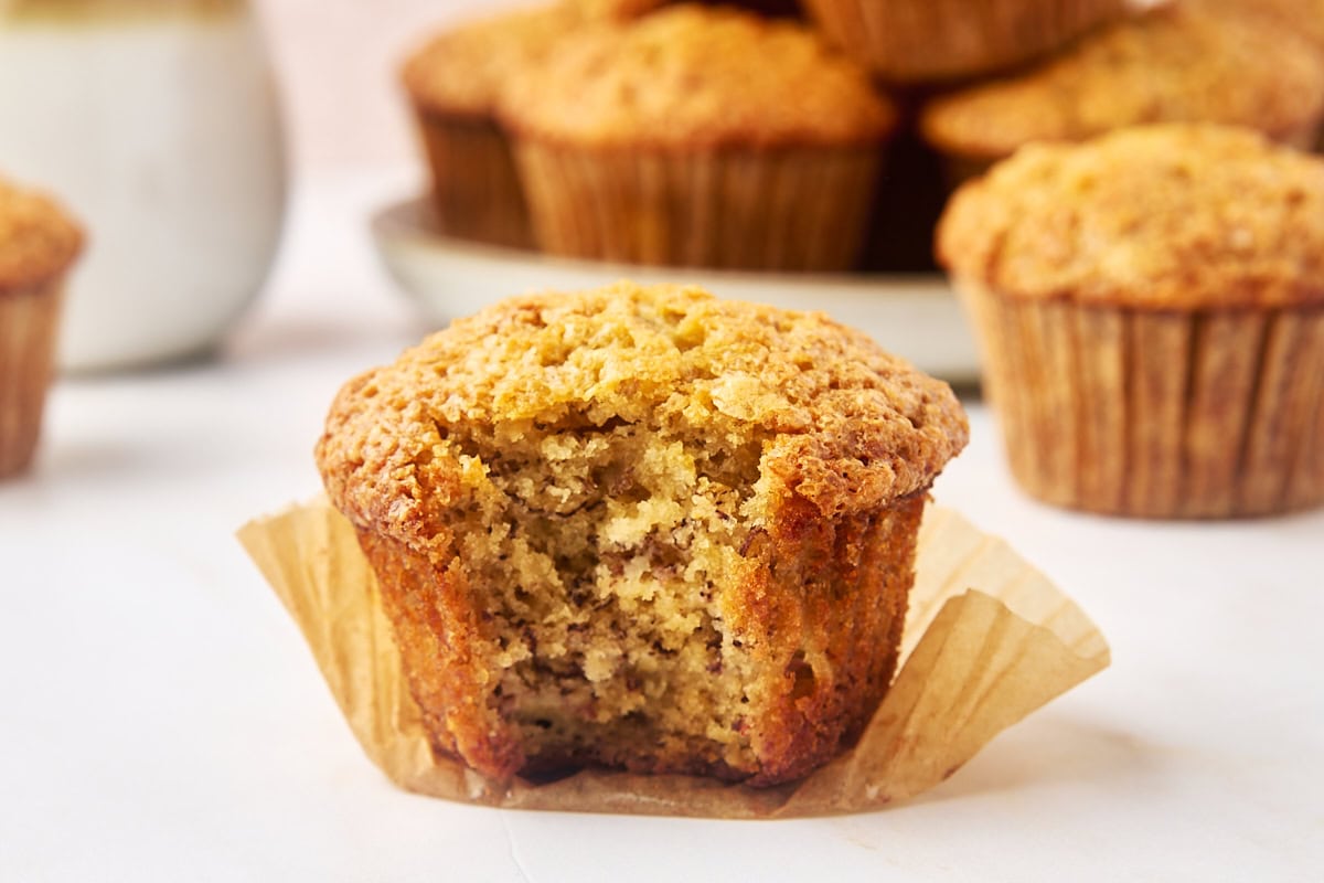 Easy and Moist Banana Bread Muffins: A Quick and Tasty Treat! - Bake or ...
