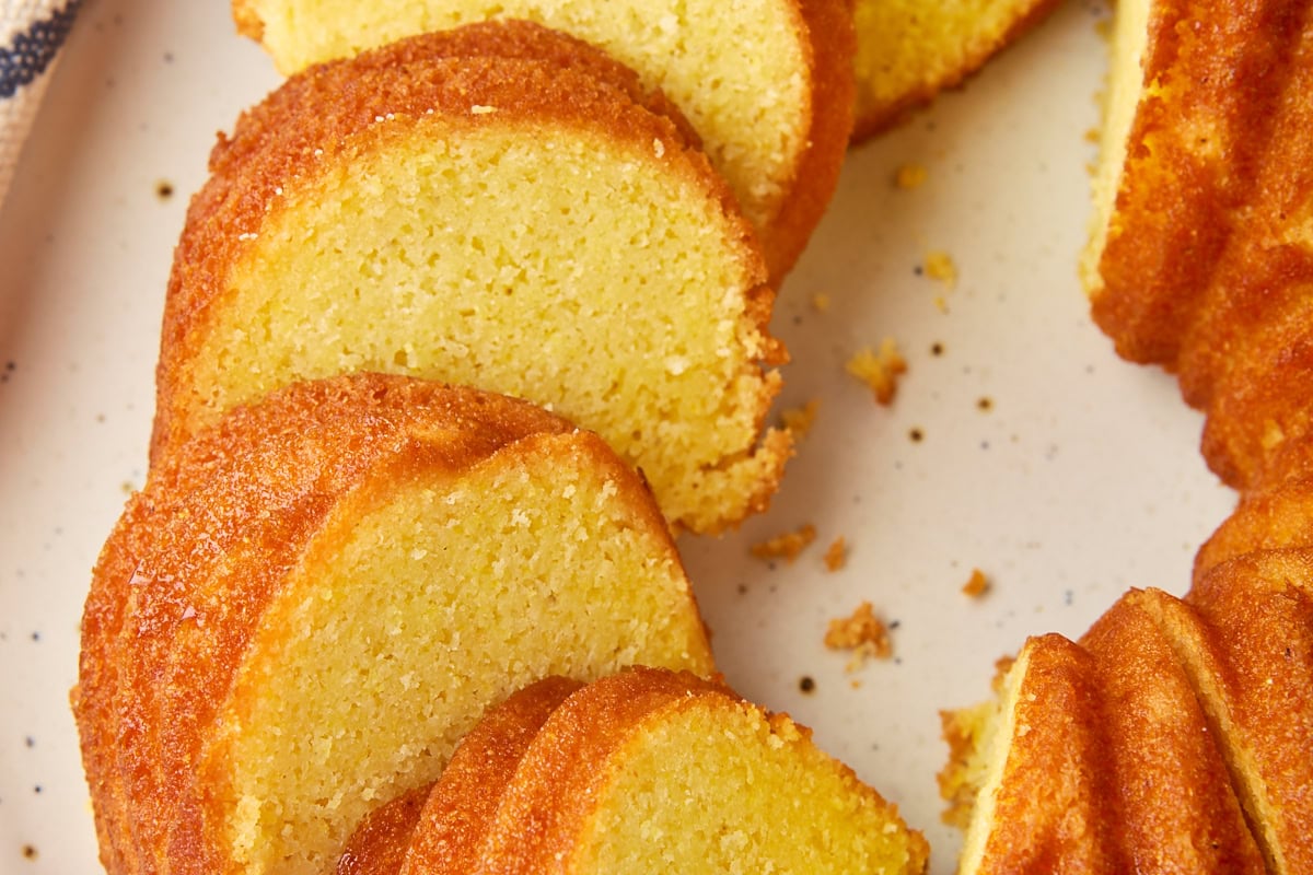 Easy Cornmeal Pound Cake Recipe