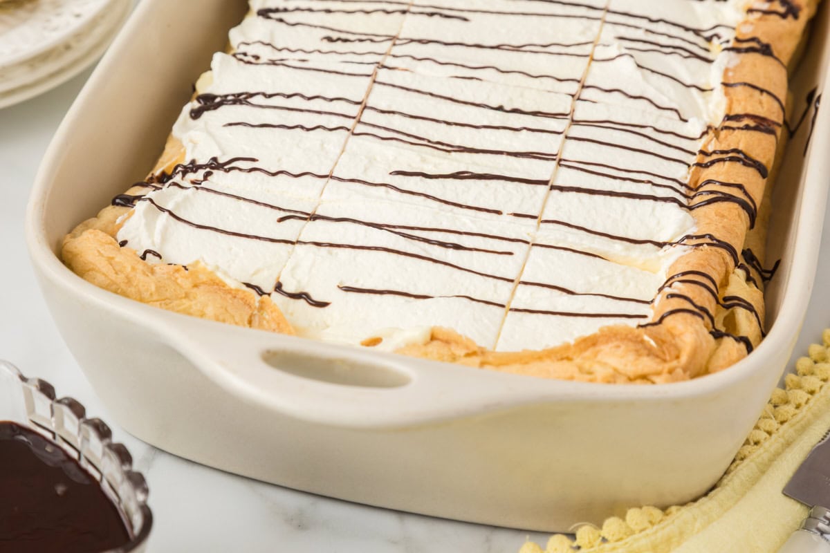 Cream Puff Cake – Easy Cream Puff–Inspired Dessert